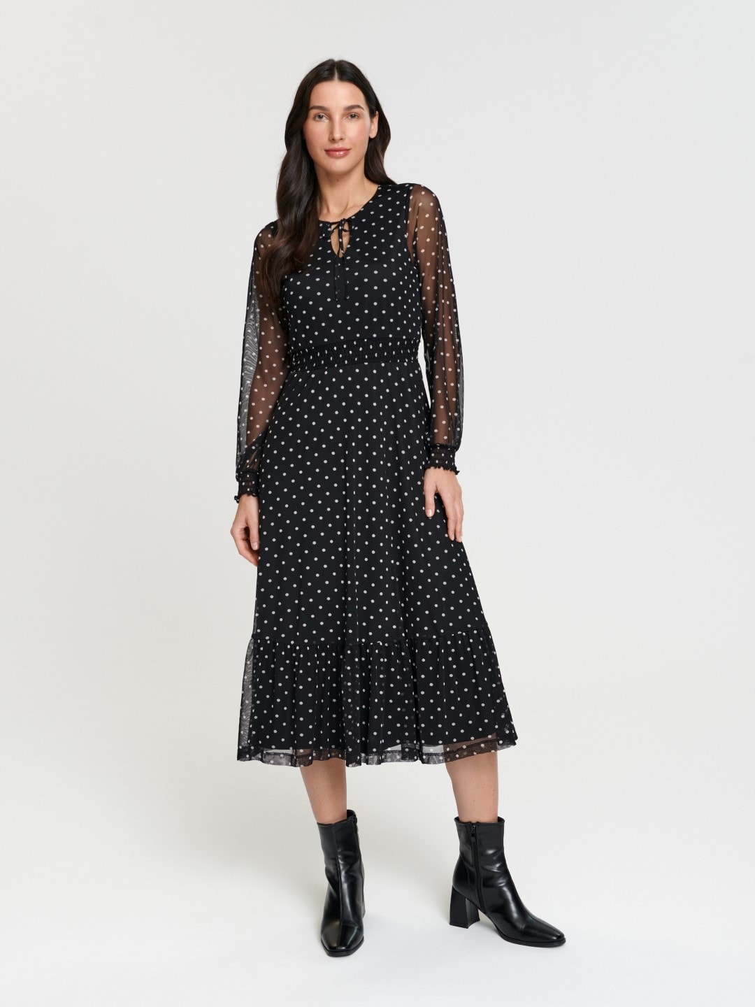 Nejlepší šaty do práce - Sinsay Magazine