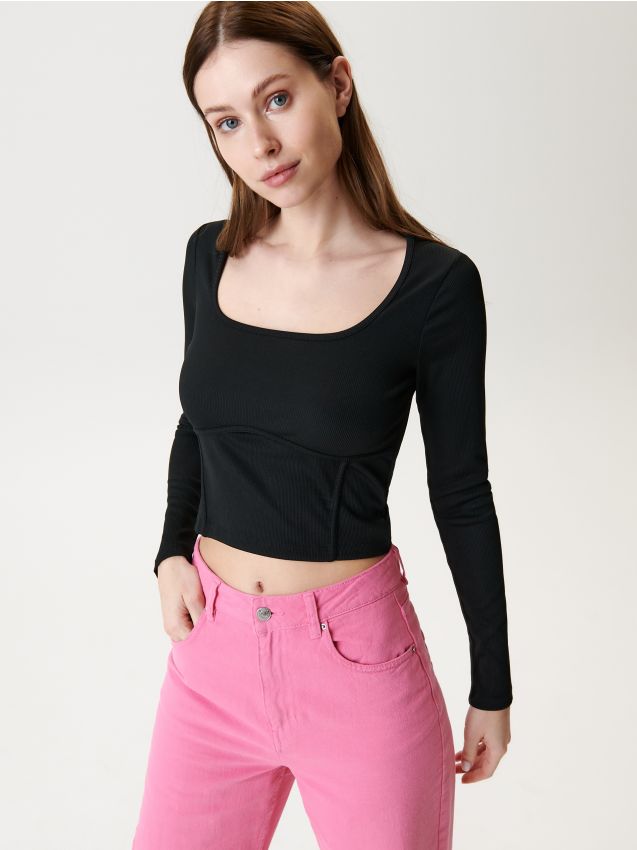 Krótkie crop topy damskie w sklepie Sinsay